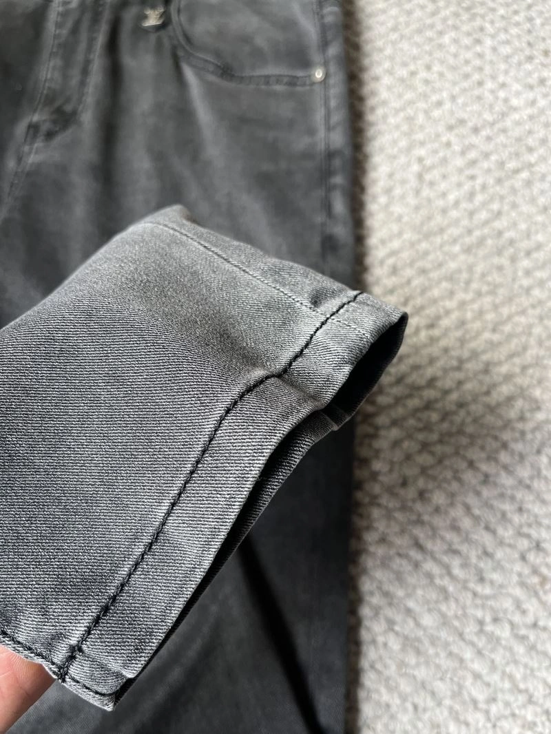 Factory-made Louis Vuitton Jeans