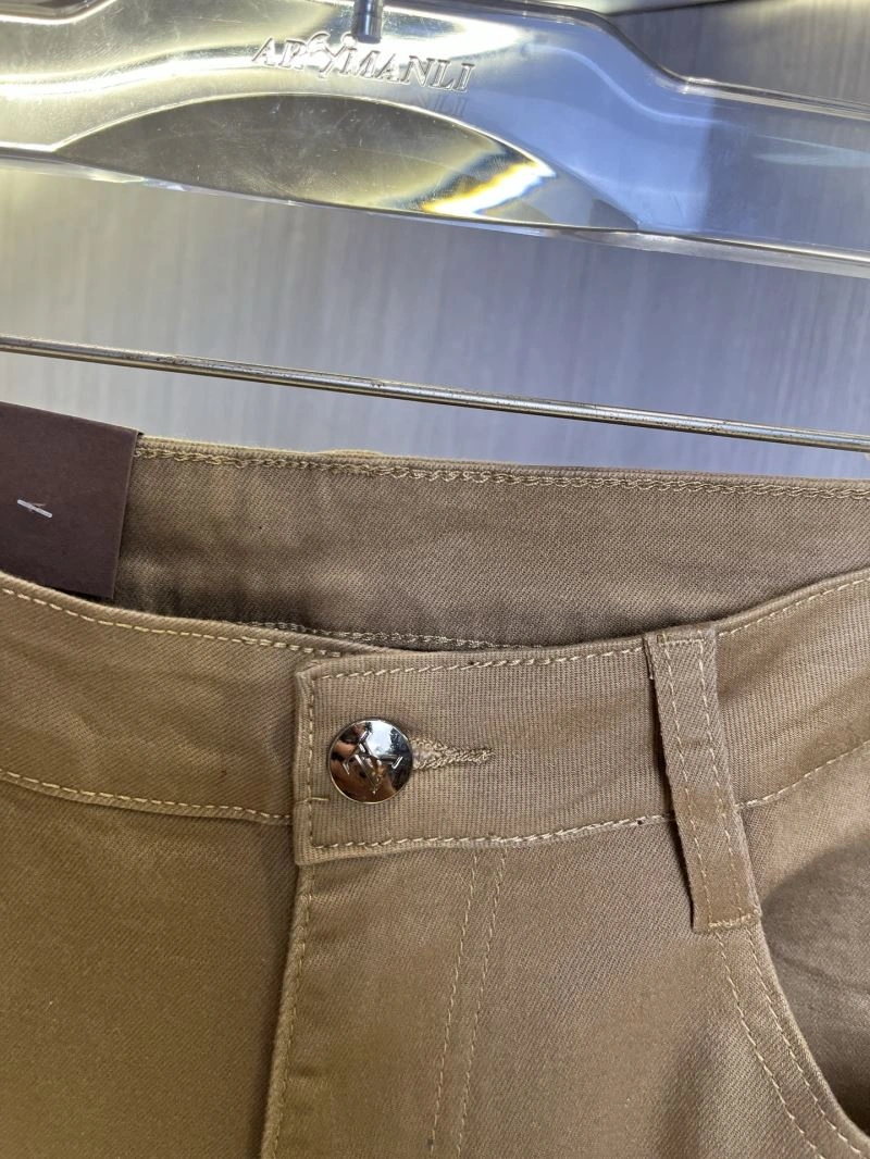 Low-cost Louis Vuitton Jeans