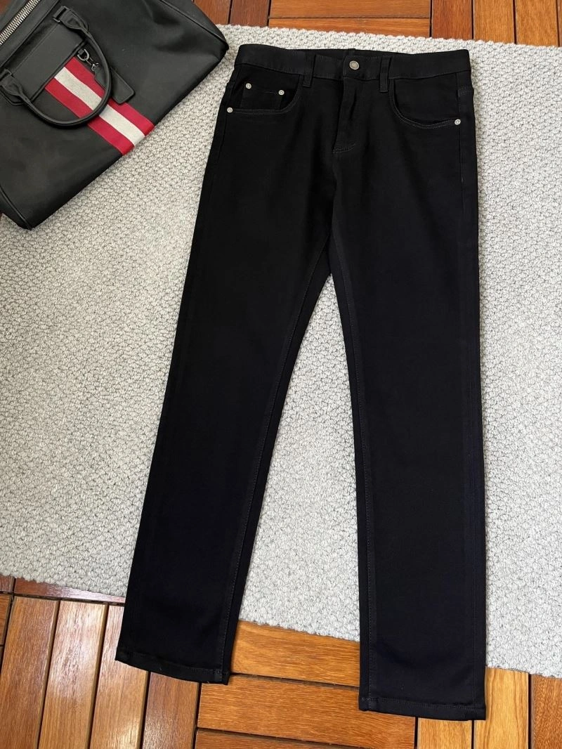 Accurate model Louis Vuitton Jeans