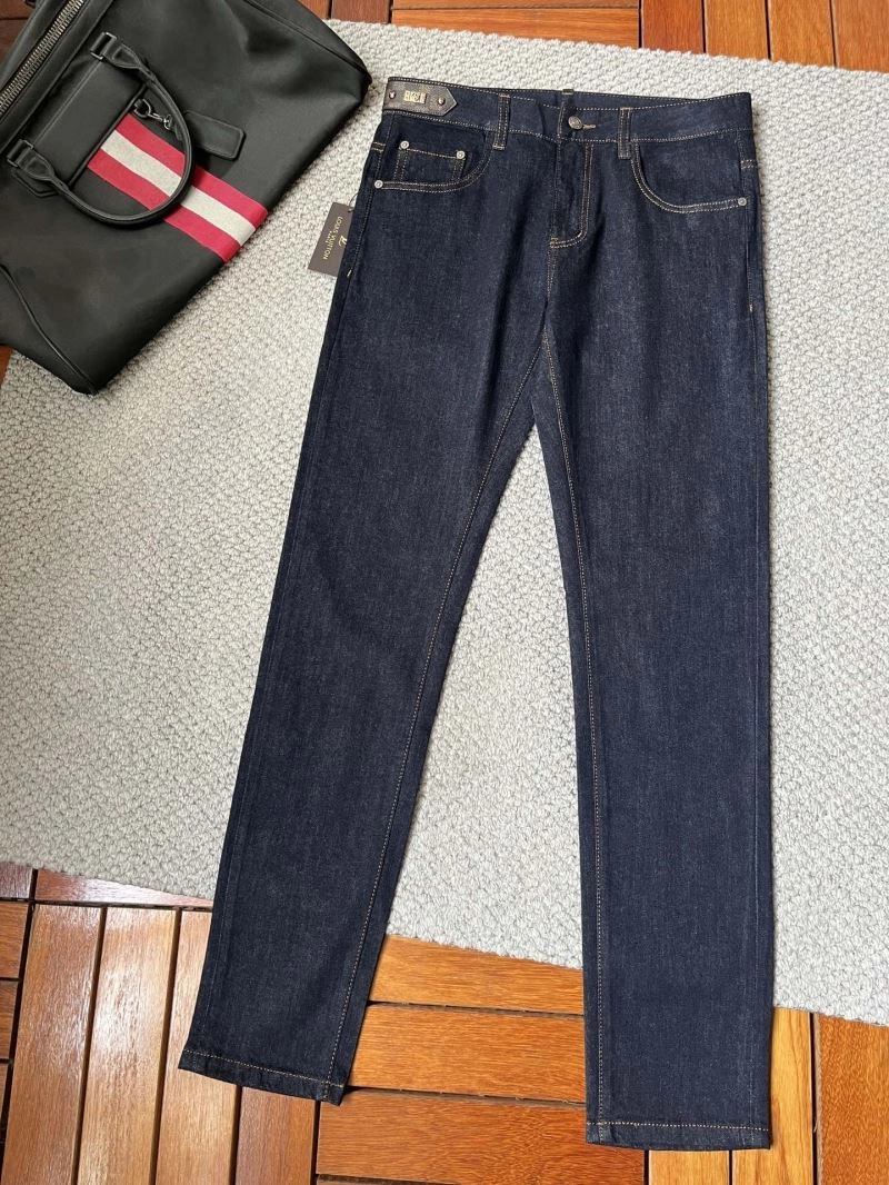 Accurate model Louis Vuitton Jeans