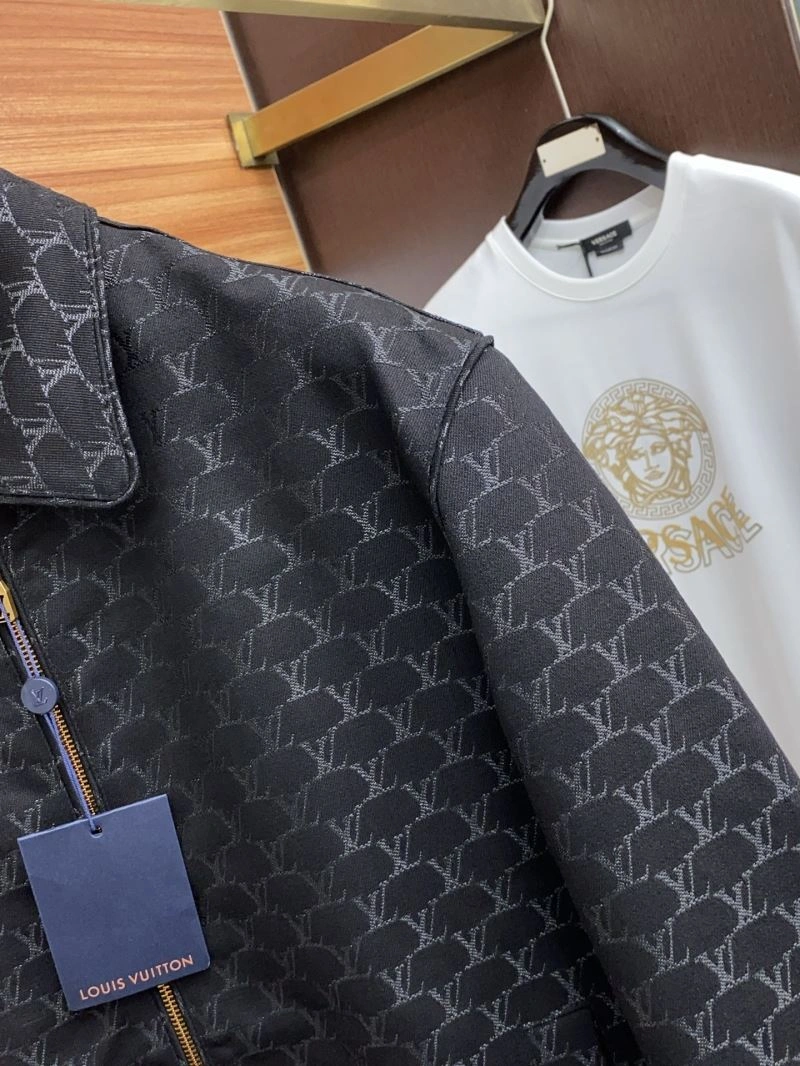 Inexpensive Louis Vuitton Jeans