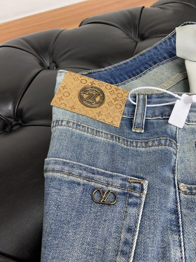 Accurate model Louis Vuitton Jeans