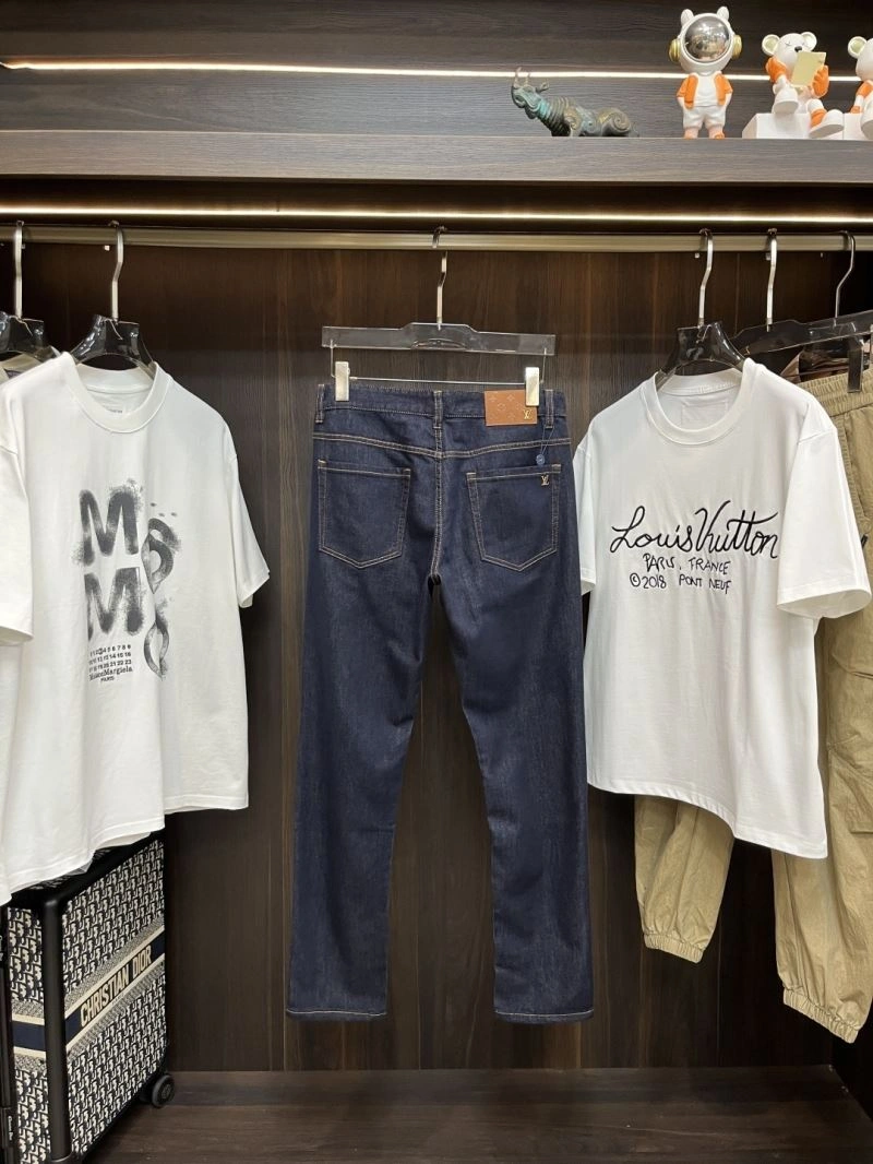 Low-cost Louis Vuitton Jeans