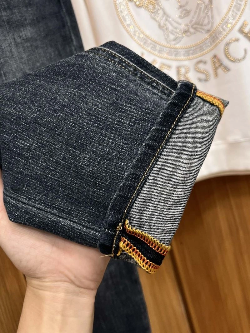 Discounted Louis Vuitton Jeans