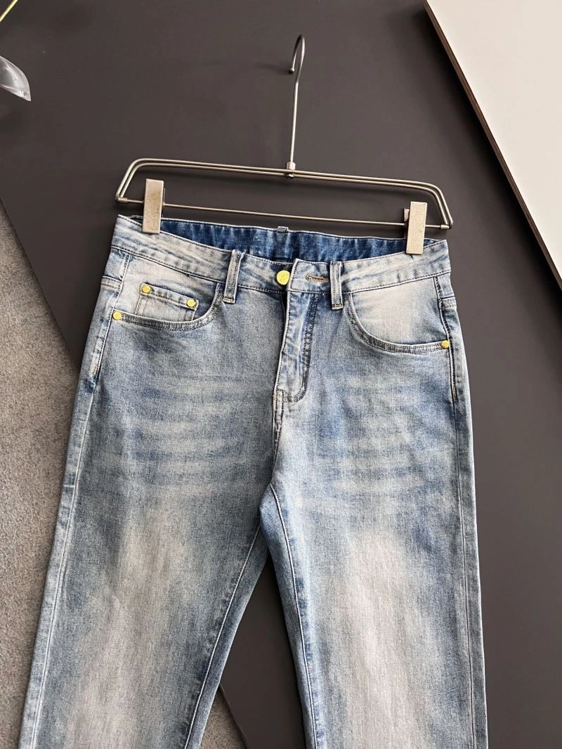 Inexpensive Louis Vuitton Jeans