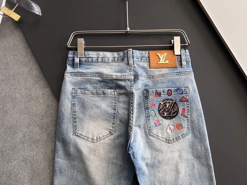 Inexpensive Louis Vuitton Jeans