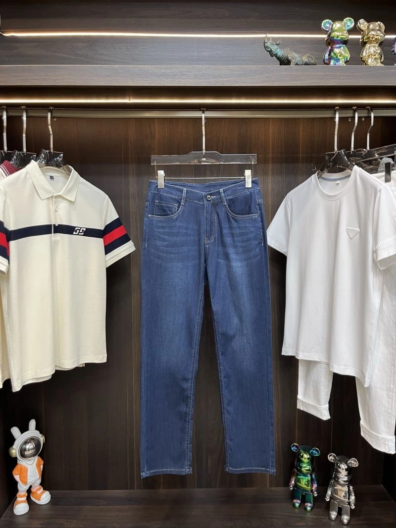 Inexpensive Louis Vuitton Jeans
