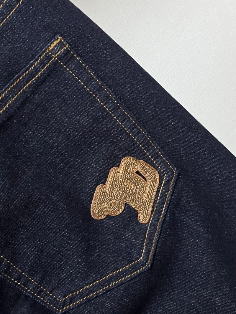Low-cost Louis Vuitton Jeans