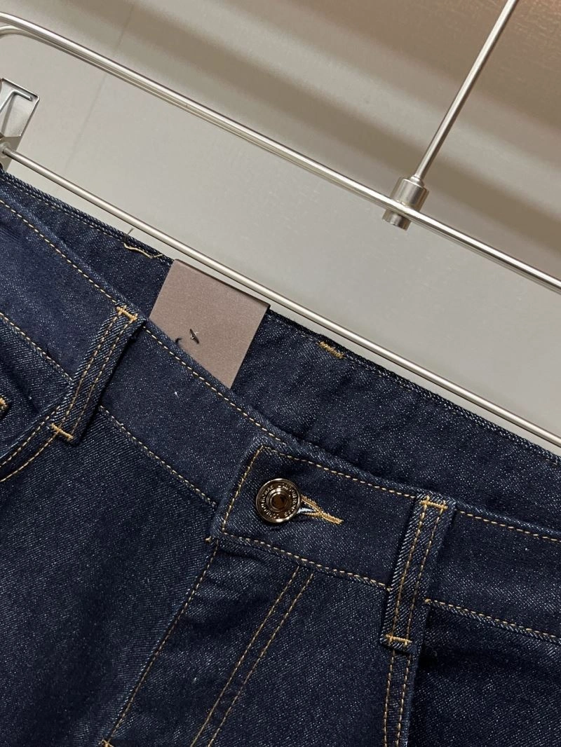 Low-cost Louis Vuitton Jeans