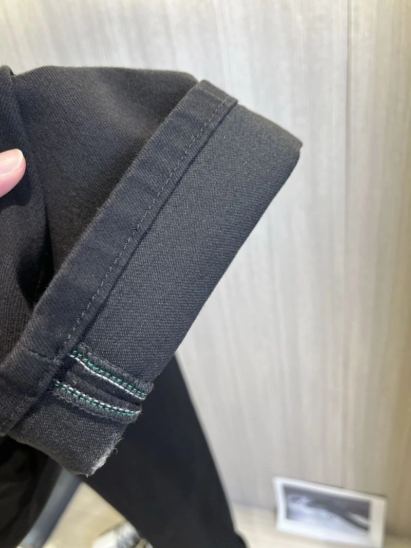 Accurate model Louis Vuitton Jeans