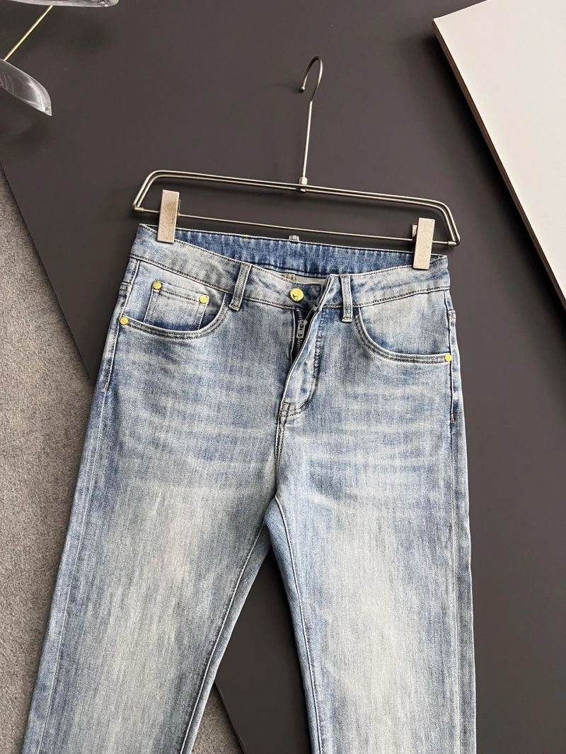 Accurate model Louis Vuitton Jeans