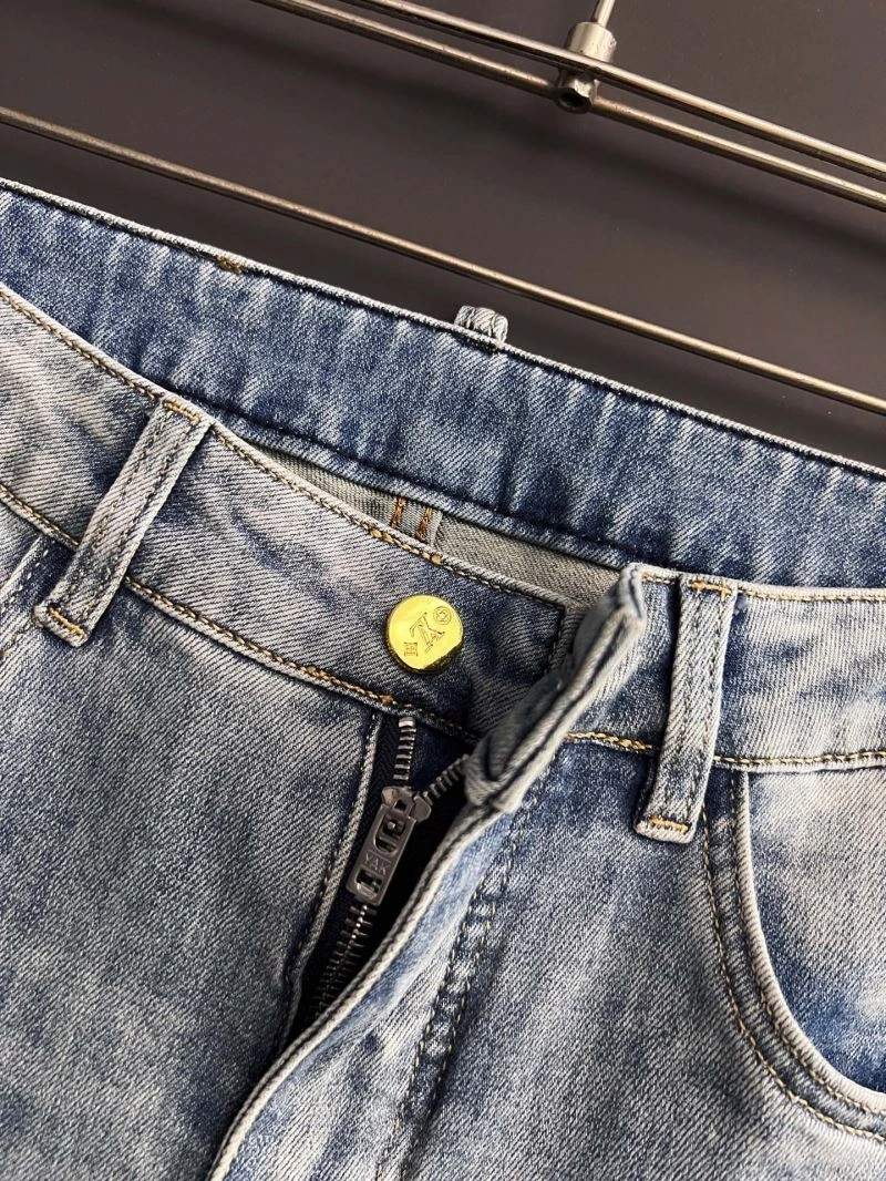 Accurate model Louis Vuitton Jeans