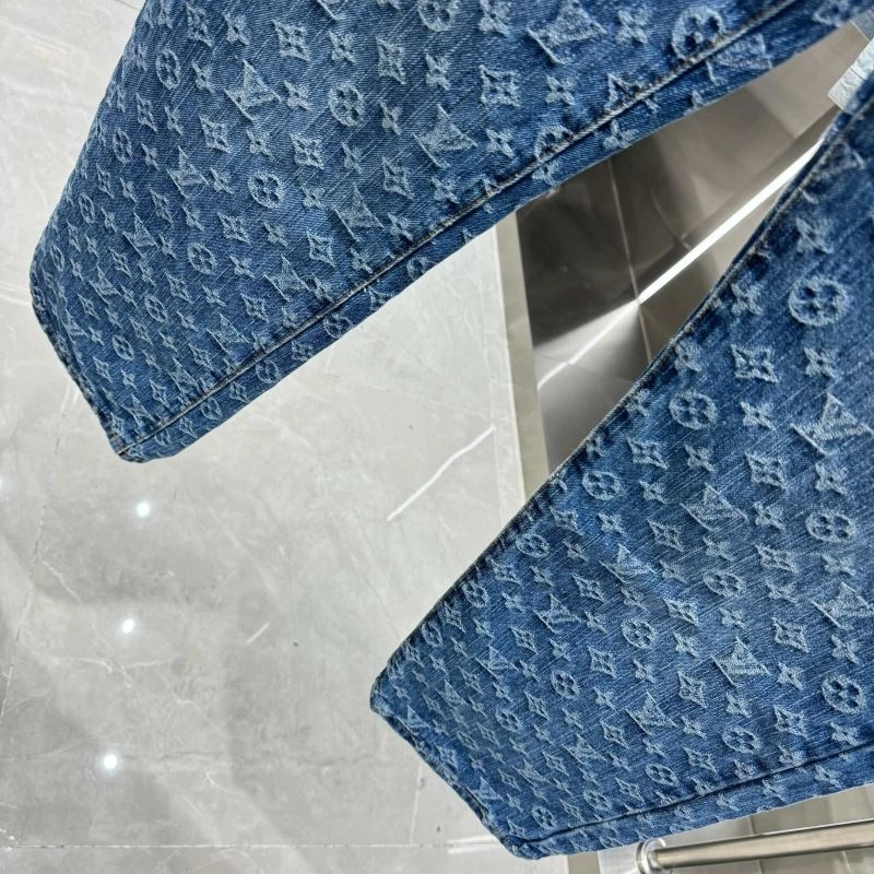 Factory-made Louis Vuitton Jeans