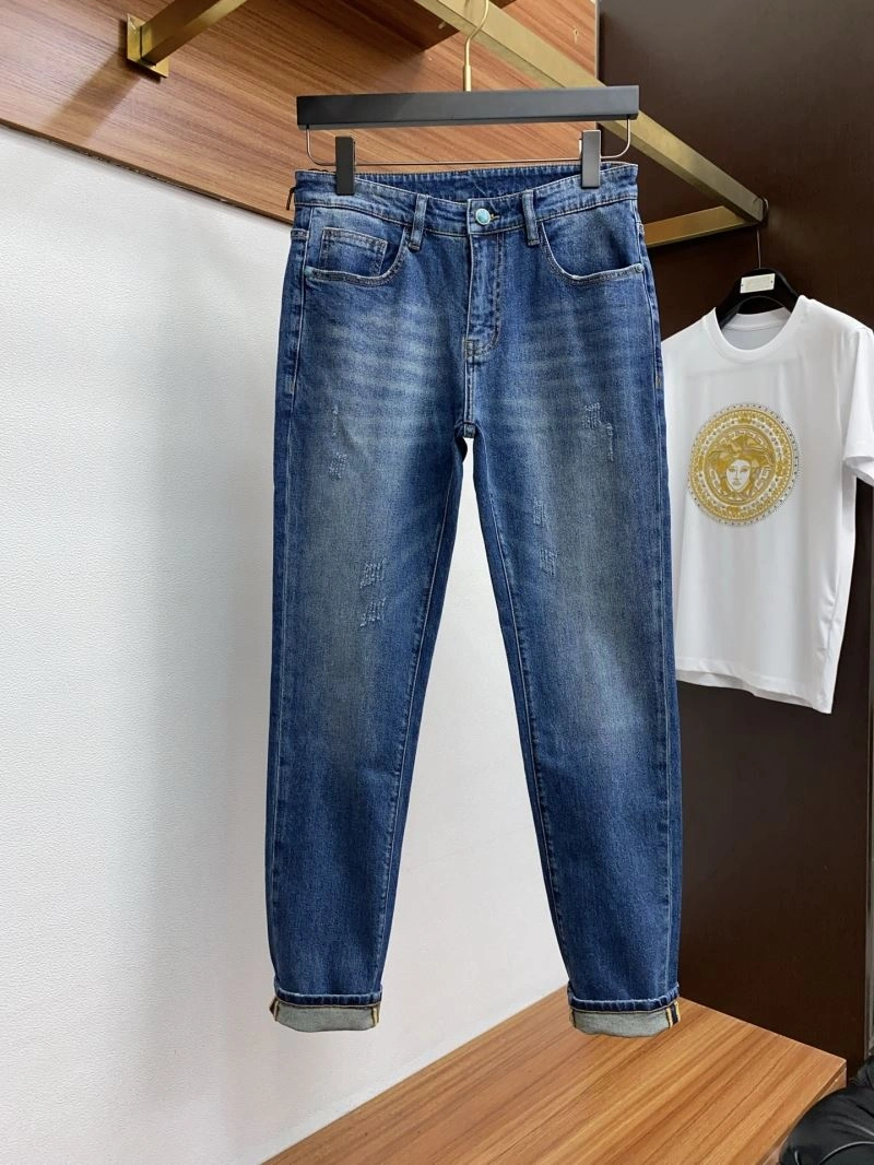 Accurate model Louis Vuitton Jeans