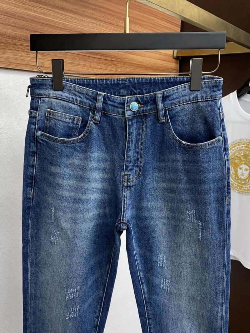 Accurate model Louis Vuitton Jeans