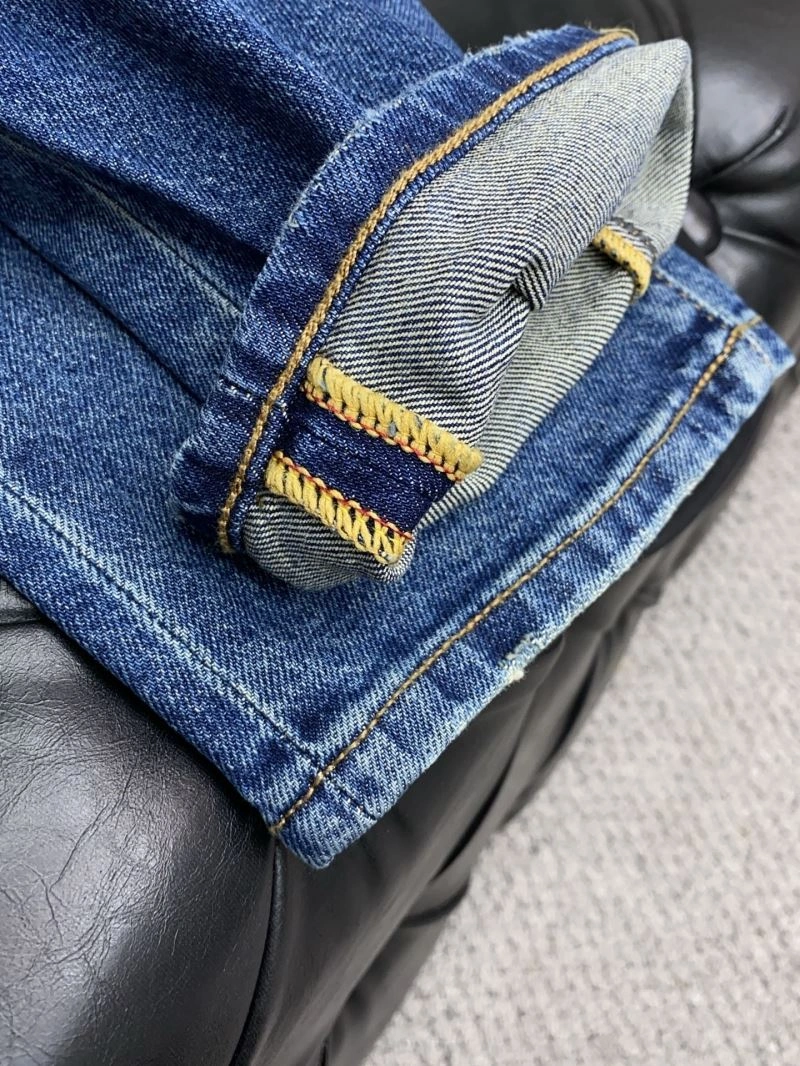 Accurate model Louis Vuitton Jeans