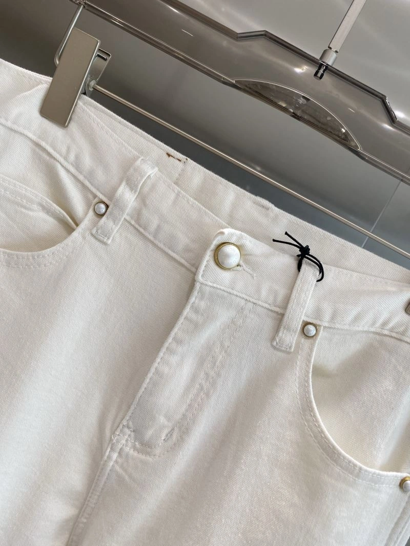 Inexpensive Louis Vuitton Jeans