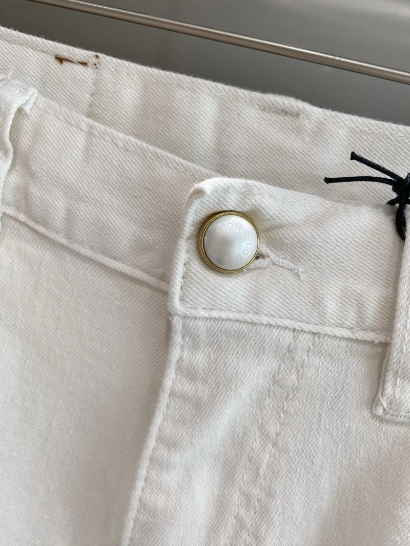Inexpensive Louis Vuitton Jeans