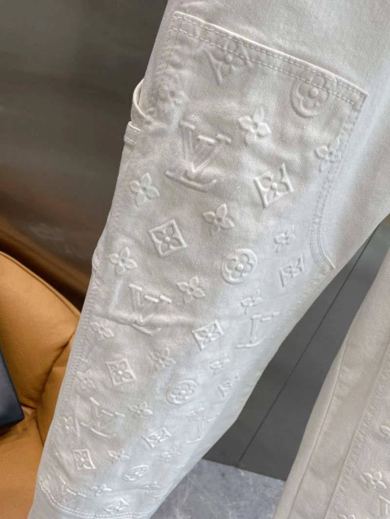 Inexpensive Louis Vuitton Jeans