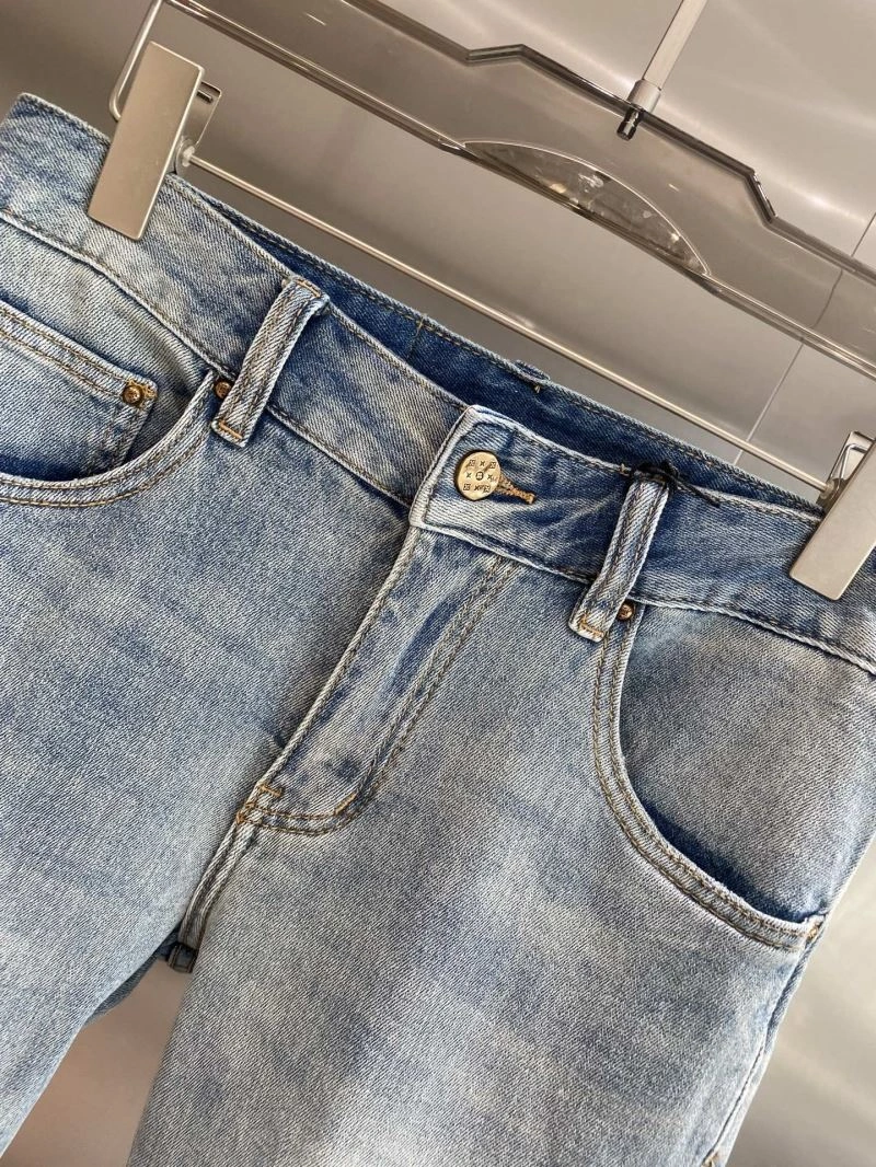 Discounted Louis Vuitton Jeans