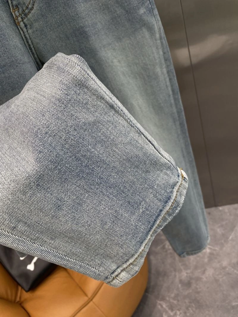 Discounted Louis Vuitton Jeans