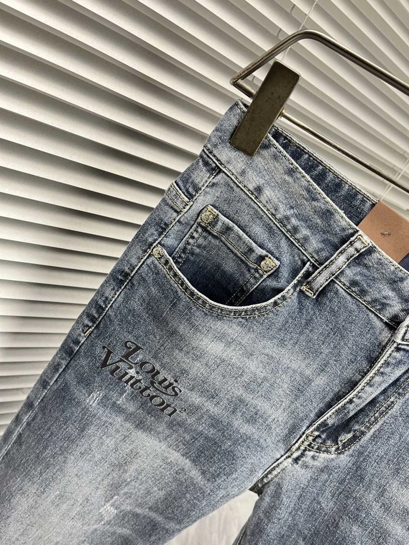 Inexpensive Louis Vuitton Jeans