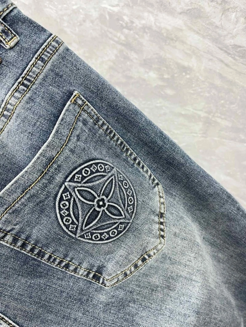 Inexpensive Louis Vuitton Jeans