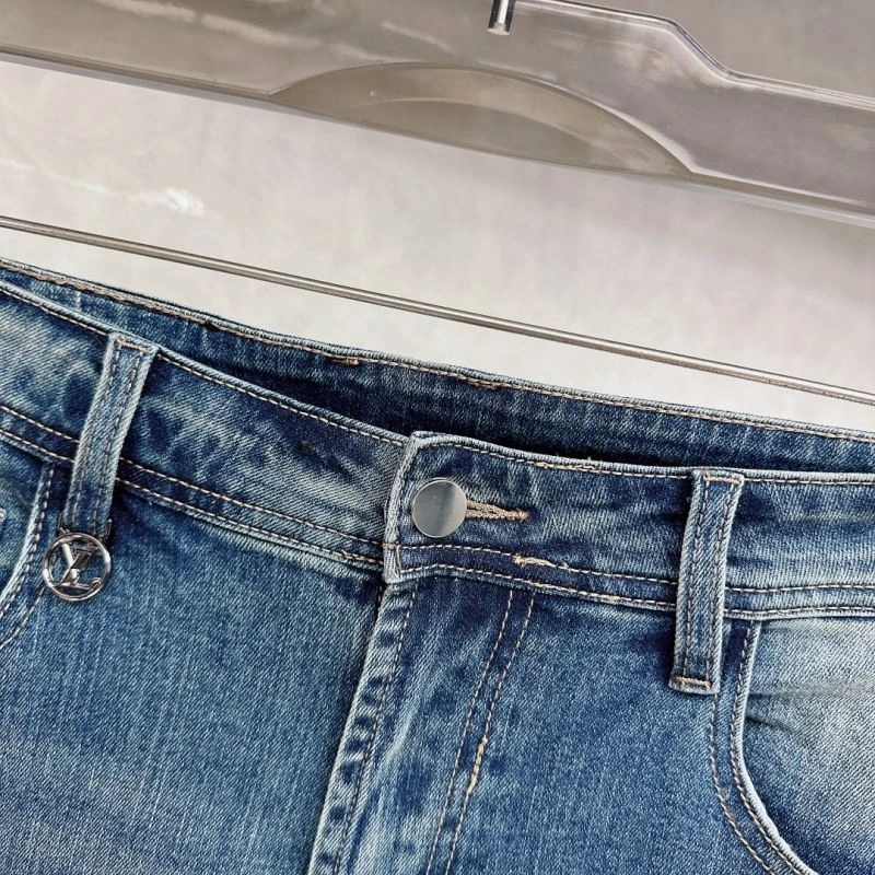 Low-cost Louis Vuitton Jeans