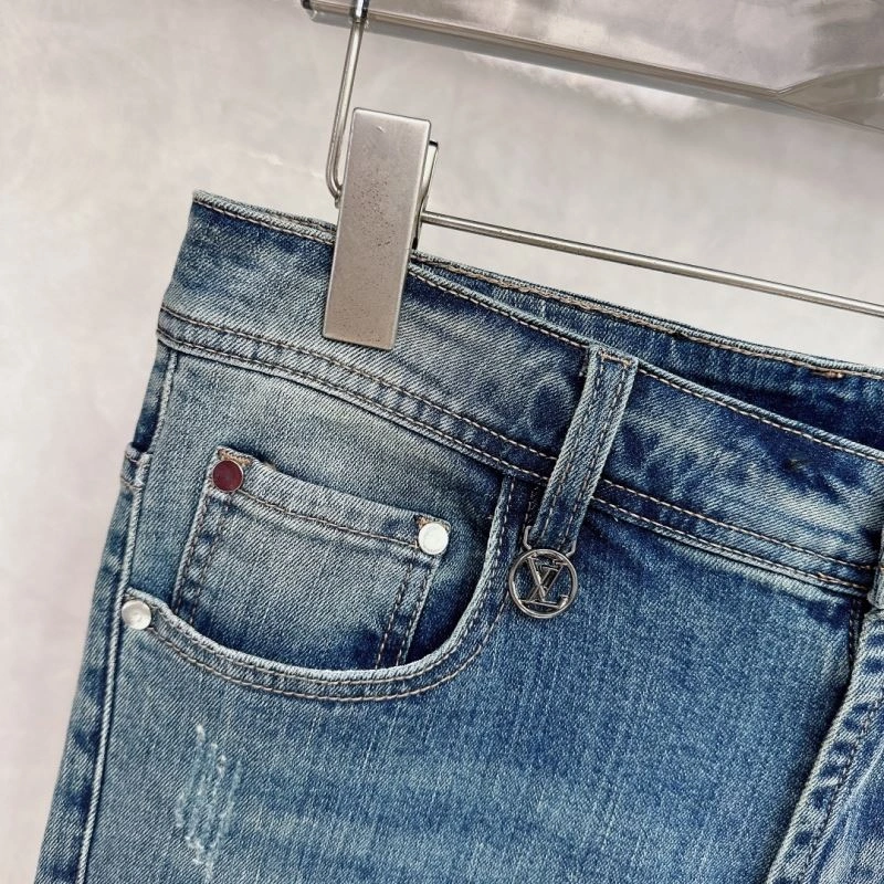 Low-cost Louis Vuitton Jeans