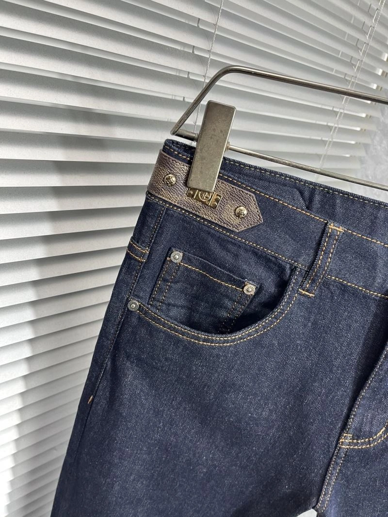 Top match Louis Vuitton Jeans