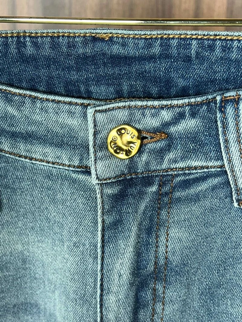 Inexpensive Louis Vuitton Jeans