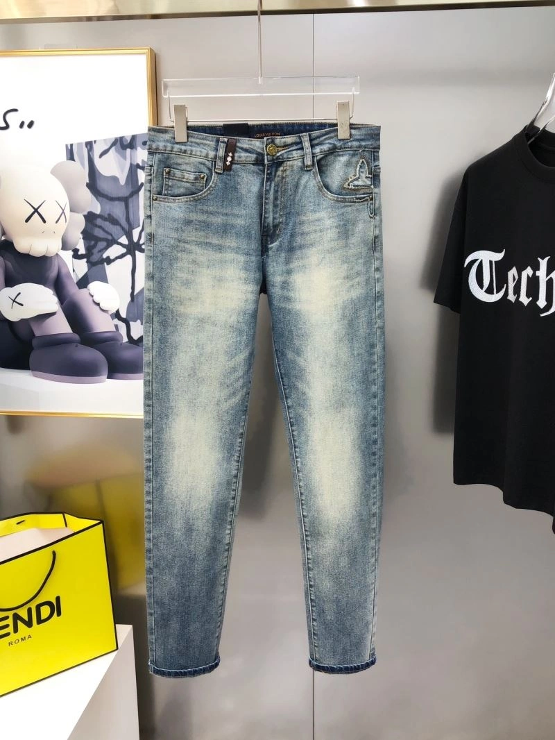 Accurate model Louis Vuitton Jeans
