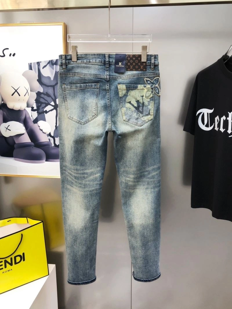 Accurate model Louis Vuitton Jeans