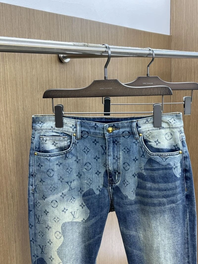 Inexpensive Louis Vuitton Jeans