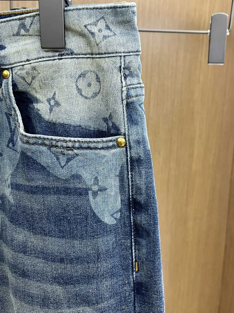 Inexpensive Louis Vuitton Jeans