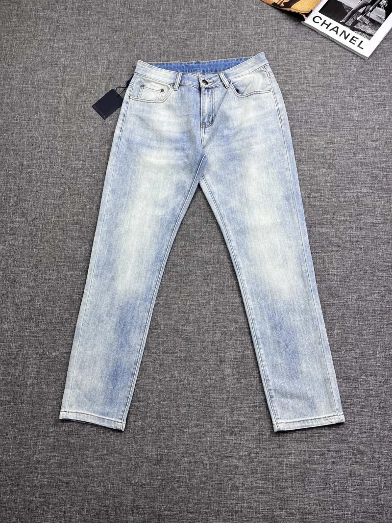 Accurate model Louis Vuitton Jeans