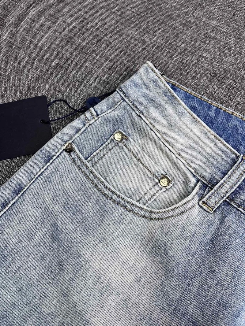 Accurate model Louis Vuitton Jeans
