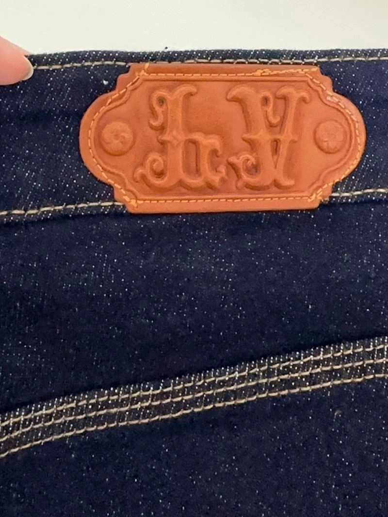 Inexpensive Louis Vuitton Jeans