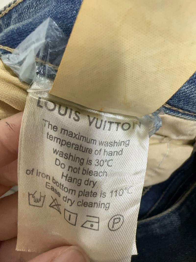 Low-cost Louis Vuitton Jeans