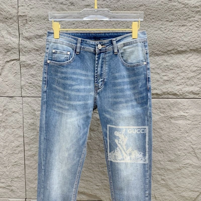 Accurate model Louis Vuitton Jeans