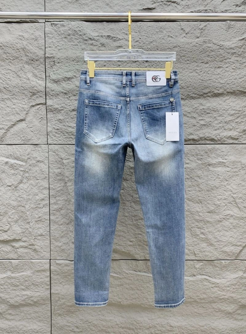 Accurate model Louis Vuitton Jeans
