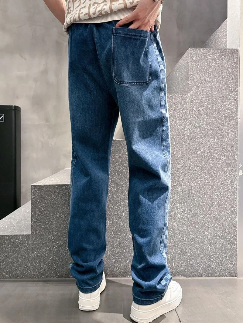 Accurate model Louis Vuitton Jeans