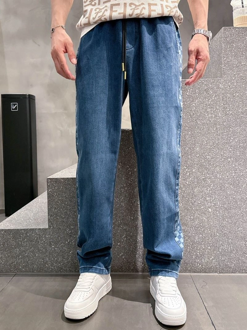 Accurate model Louis Vuitton Jeans