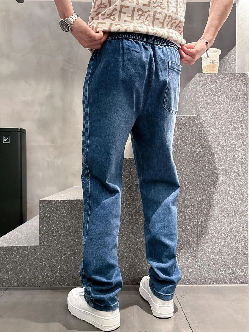 Accurate model Louis Vuitton Jeans