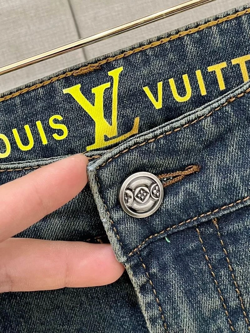Low-cost Louis Vuitton Jeans