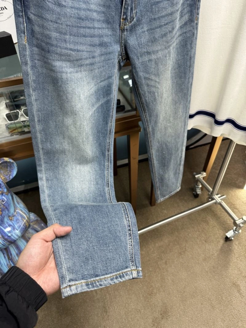 Discounted Louis Vuitton Jeans