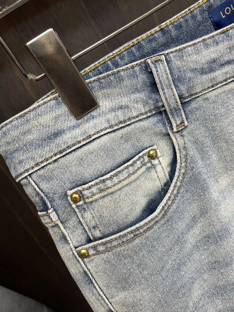 Top match Louis Vuitton Jeans