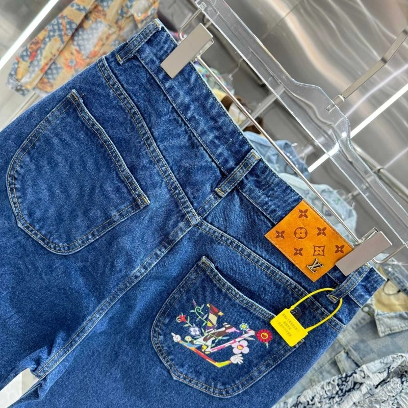 Inexpensive Louis Vuitton Jeans
