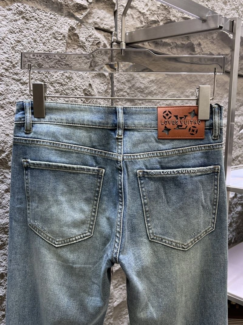 Low-cost Louis Vuitton Jeans
