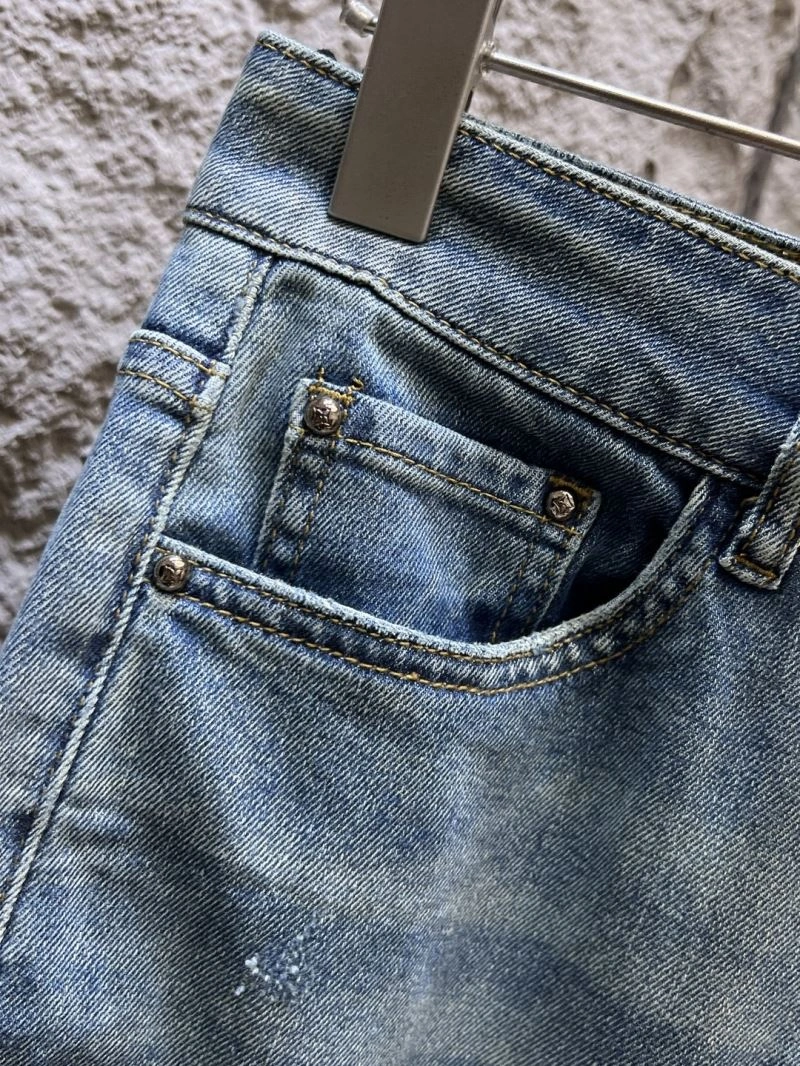 Low-cost Louis Vuitton Jeans